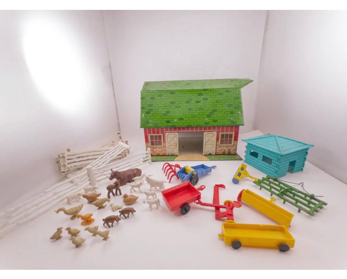 Vtg Marx Lazy Day Farm Tin Barn W/ Animals / Farm Equipment / Fences ...