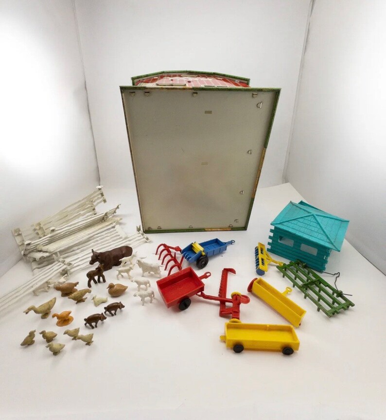 Vtg Marx Lazy Day Farm Tin Barn W/ Animals / Farm Equipment / Fences ...