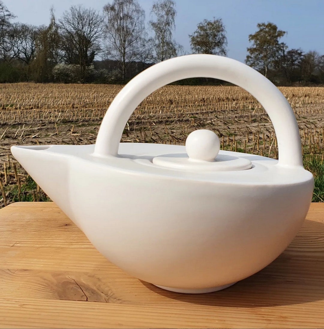ASA Selection Teapot, Matte White Porcelain, Modernist Design, 1980s - Etsy