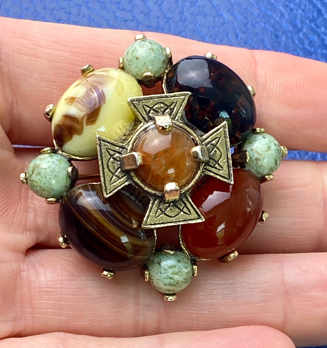 Broche vintage écossaise miraculeuse celtique signée Broche cabochon en ...