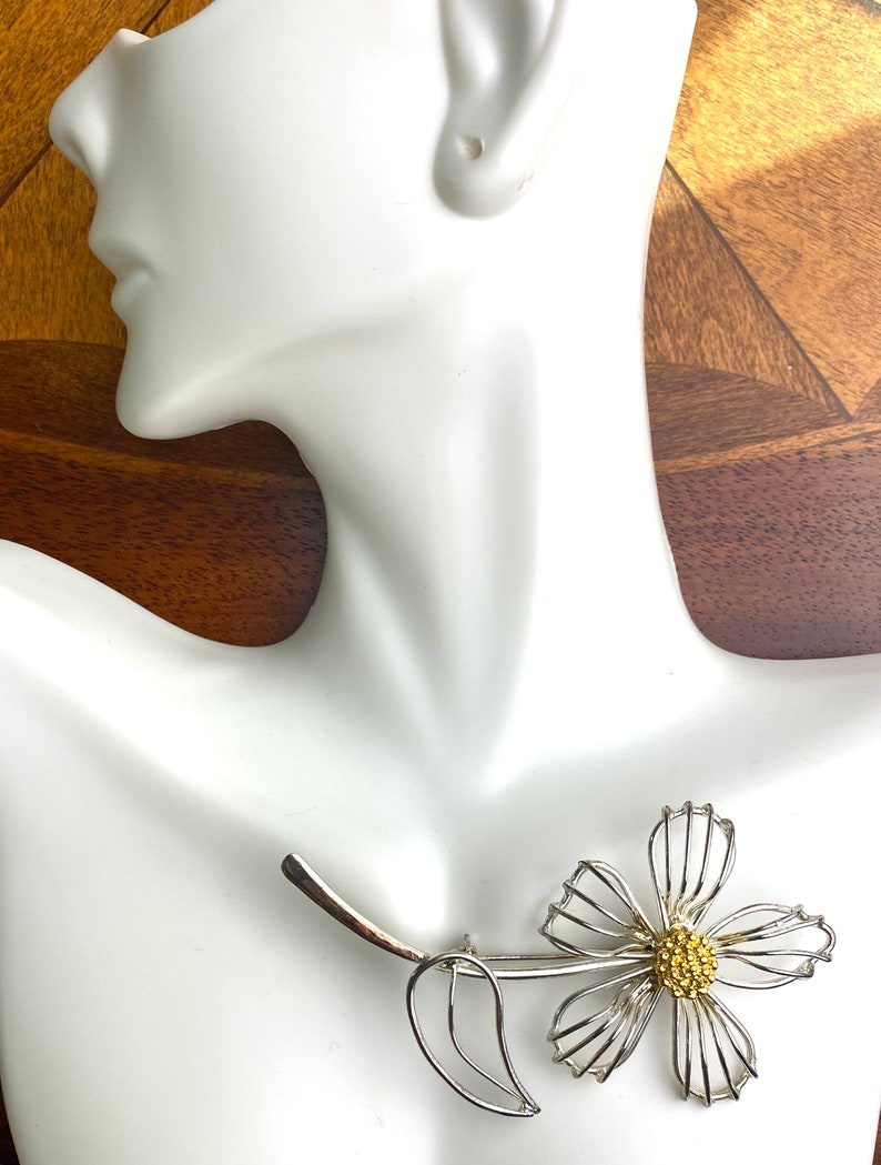 Daisy Flower Brooch Silver & Gold Color Wire Brooch Spring - Etsy