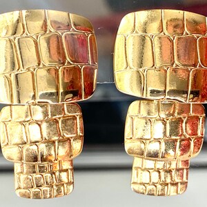 Vintage Earrings Signed Avon 80s Crocodile Look Dangle Gold Tone ...