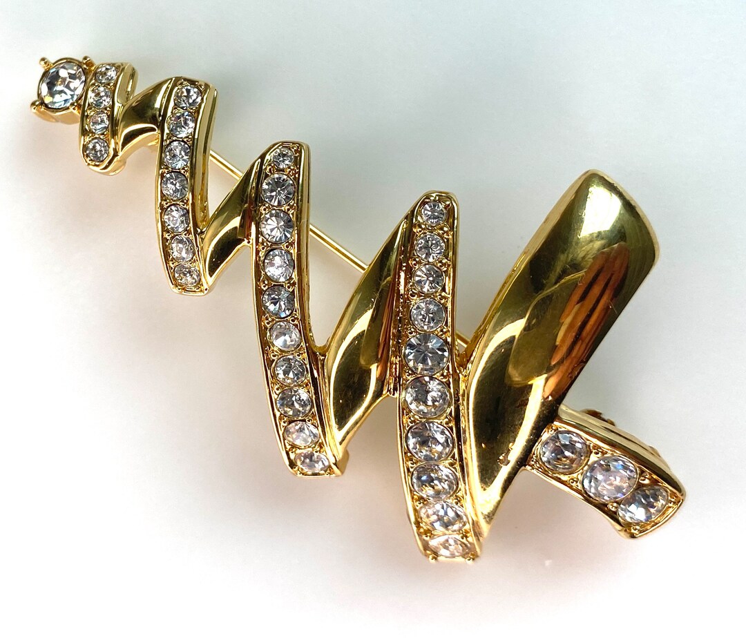 Vintage Signed Monet Christmas Tree Brooch Gold Tone & Rhinestones ...