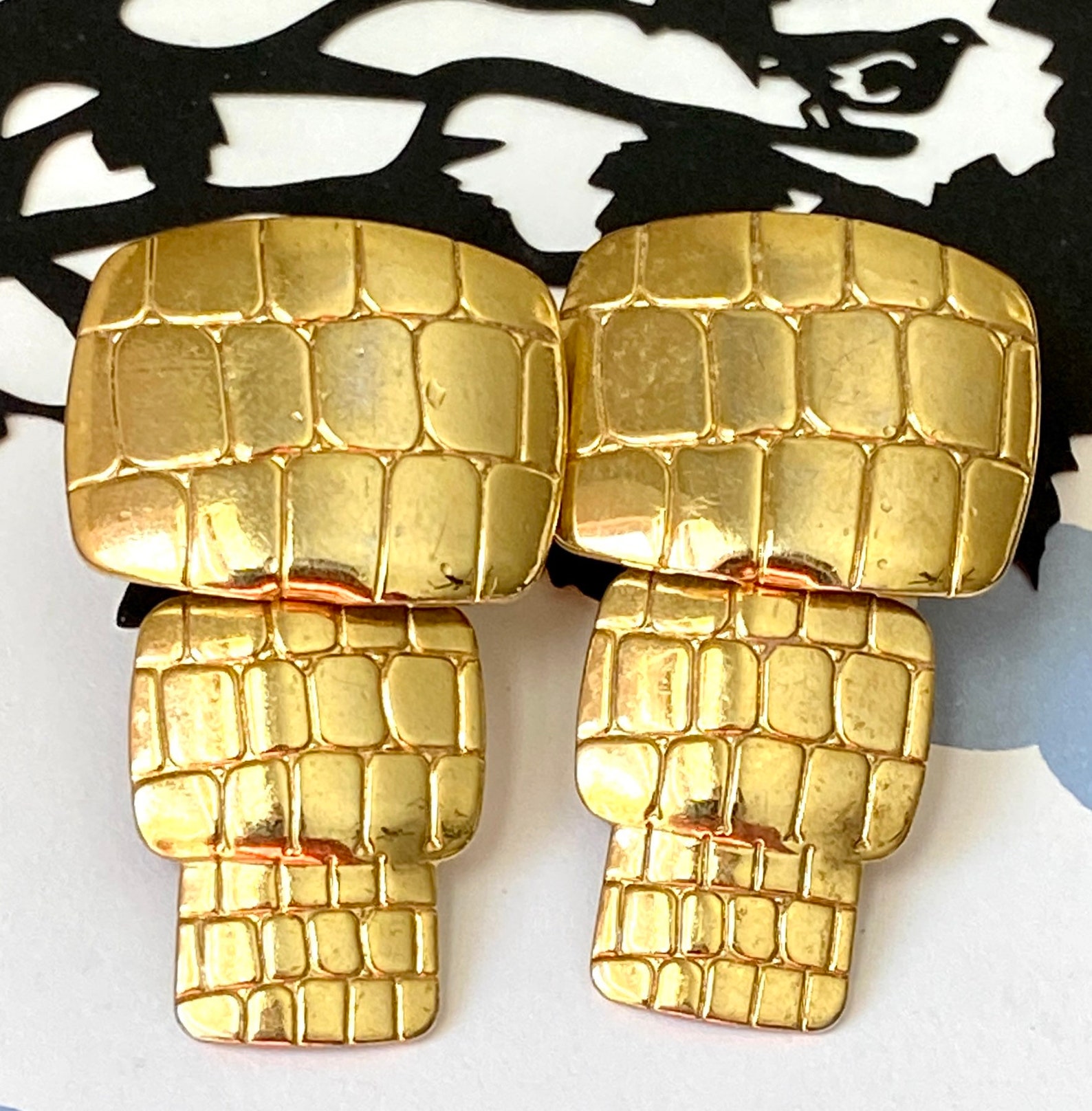 Vintage Earrings Signed Avon 80s Crocodile Look Dangle Gold Tone ...