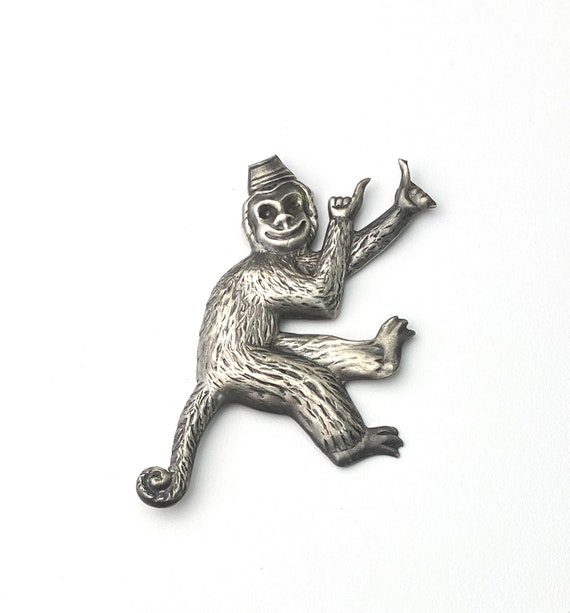 Vintage sterling monkey - Gem