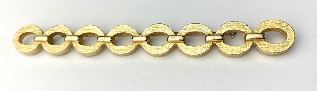 Sarah Cov. Brooch Gold Chain Bold Brooch Sarah Coventry Vintage Jewelry ...