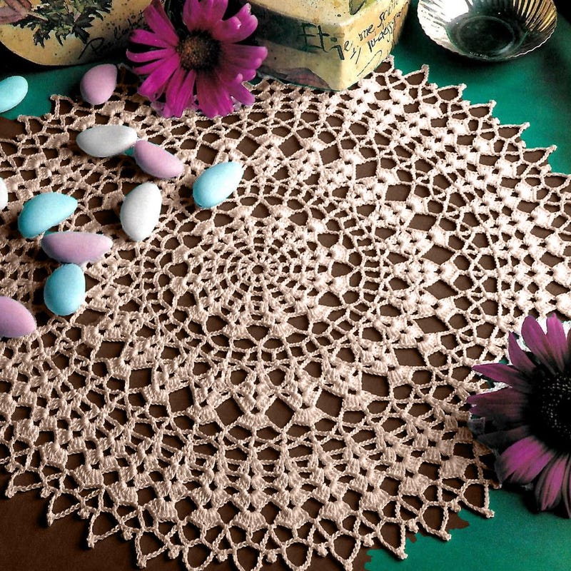 Antique Round Table Mat - Etsy