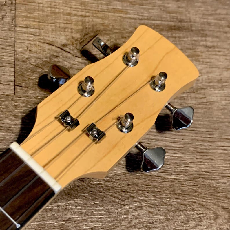 Ukulele- Flying V (maple) - Etsy