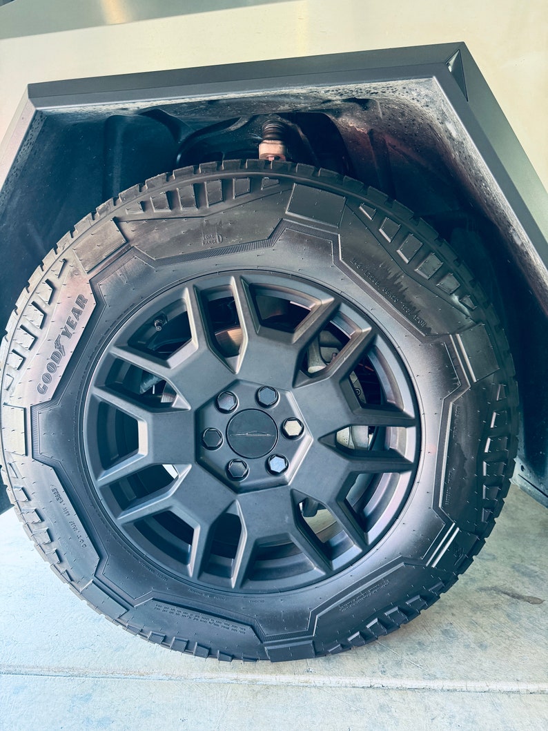 Tesla Cybertruck Wheel Center Cap & Lug Nut Cover Ghosted Cybertruck ...