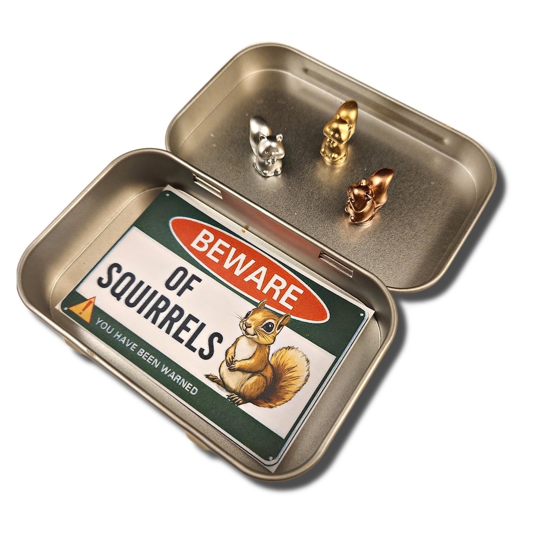 SQUIRRELS - Three Hinge Head Decorative Toppers, Magnetic Door Hinge ...