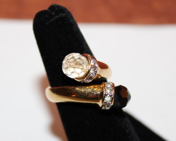 Vintage Ivana Gold Tone Wrap Ring - Gem