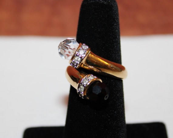 Vintage Ivana Gold Tone Wrap Ring - Gem