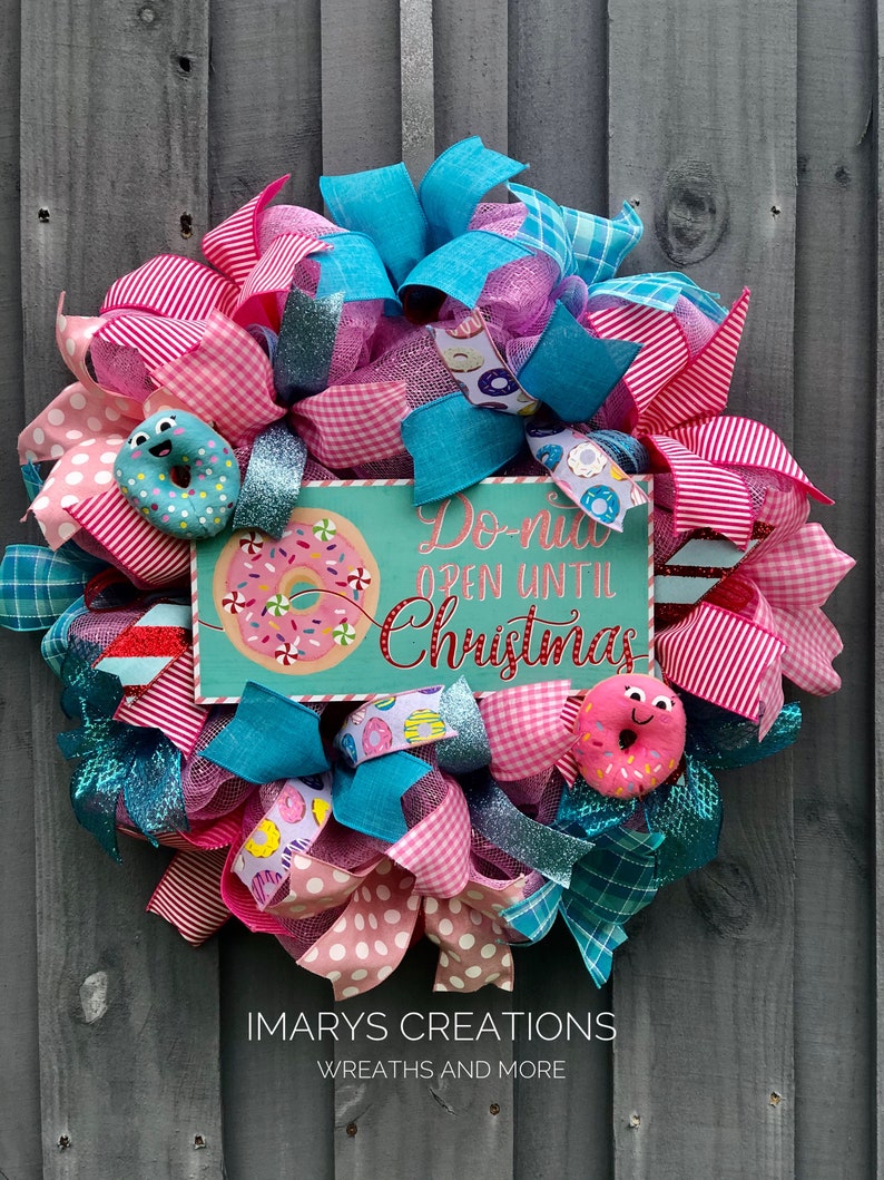Whimsical Christmas Donut Wreath, Candy and Donut Theme Christmas ...
