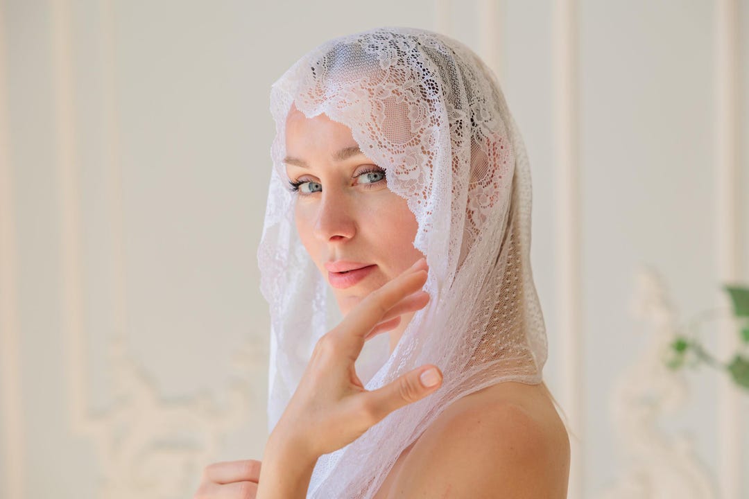 Lace Chapel Veil Mantilla Infinity Veil, White Veil Mass, Catholic ...
