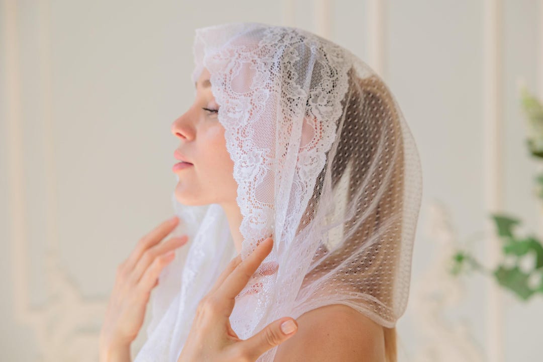 Infinity Lace Church Veil, Lace Mass Church Veil, Catholic Headband ...
