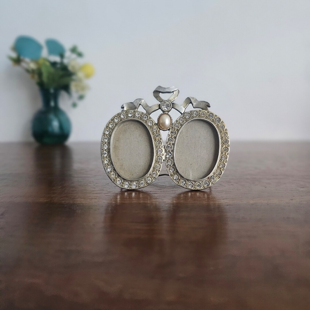Mini Twin Photo Frame With Pearl and Bow Details. - Etsy UK