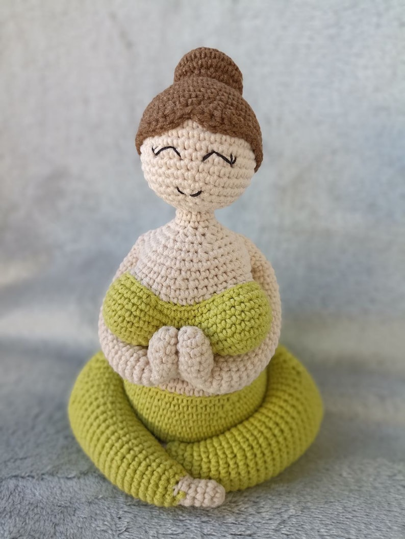 Yogi Girl / Yoga Crochet Figurine / Amigurumi Gift / Yoga Pose Statue ...