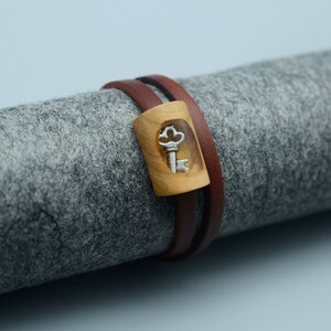 Wooden Key Bracelet With Leather , Good Luck Bracelet Gifts, Key Bangle ...