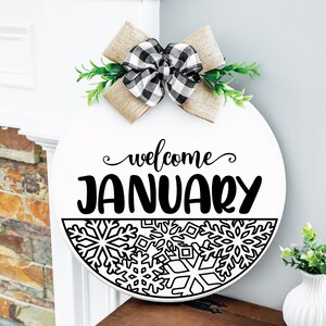 Monthly Door Signs SVG Bundle - Holiday SVG Bundle - Round Holiday SVG ...