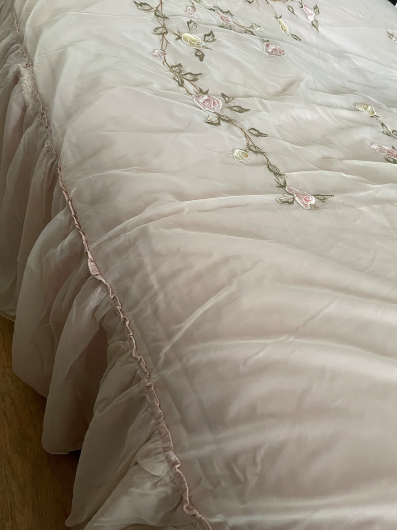 1950s Embroidered Coverlet| Vintage 50s Coverlet - Etsy