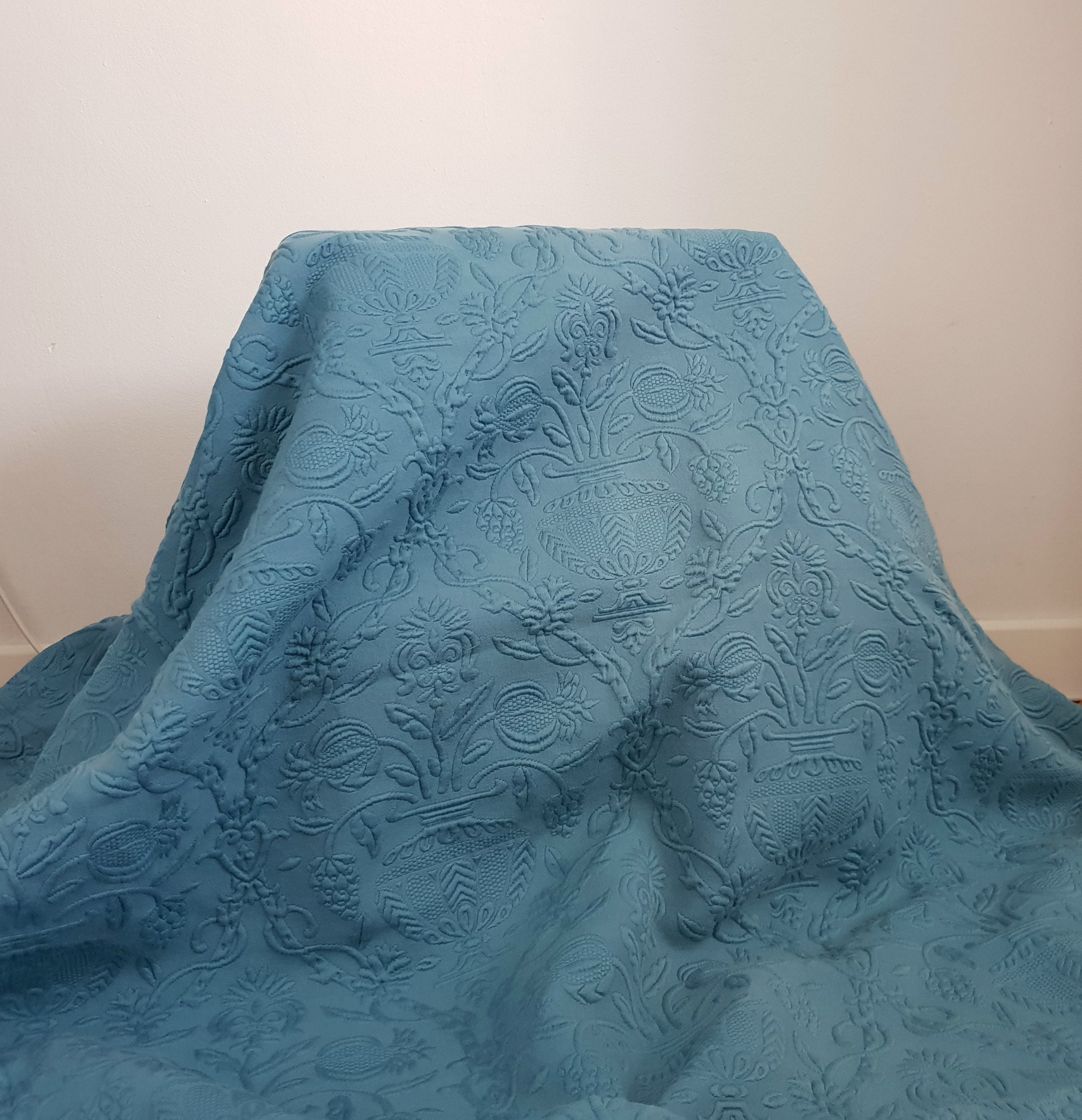 Vintage 1930s French Coverlet Yellow French Pique Bedcover & Blue ...