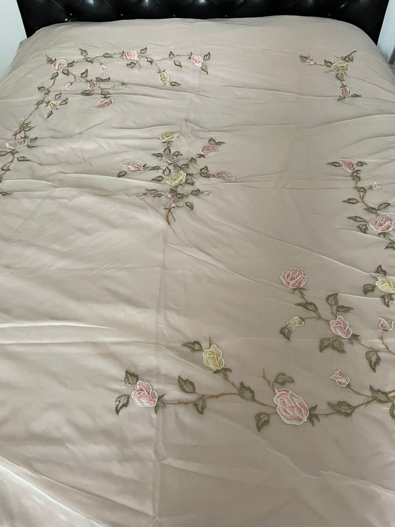 1950s Embroidered Coverlet| Vintage 50s Coverlet - Etsy