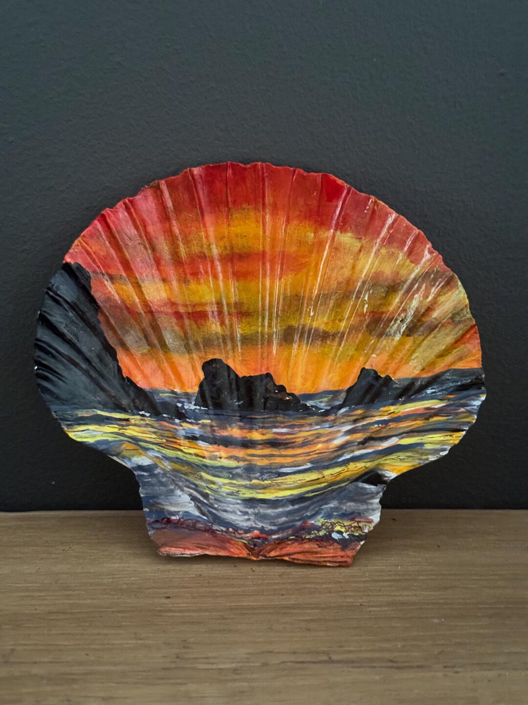 Sunset Shell - Handpainted Clam Shell - Etsy