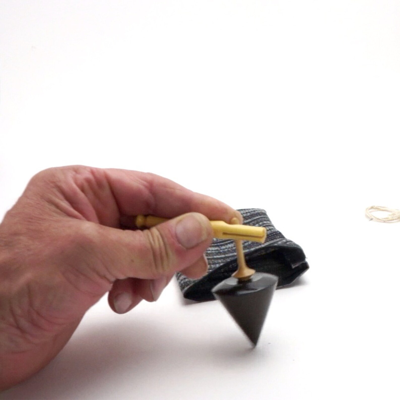 Spitzkegel Wind-up Top Made of Ebony and Boxwood - Etsy