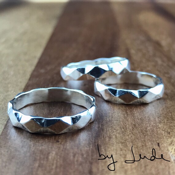 Sterling Silver Diamond Pattern Band - Etsy UK