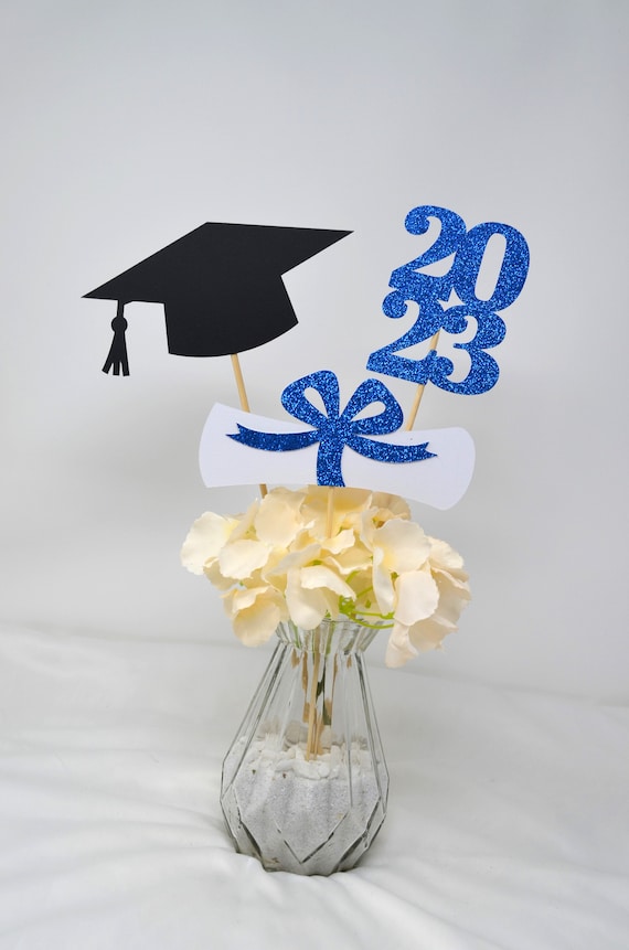 Graduation Decoration With Tall Vase 23 Graduation Party Centerpieces