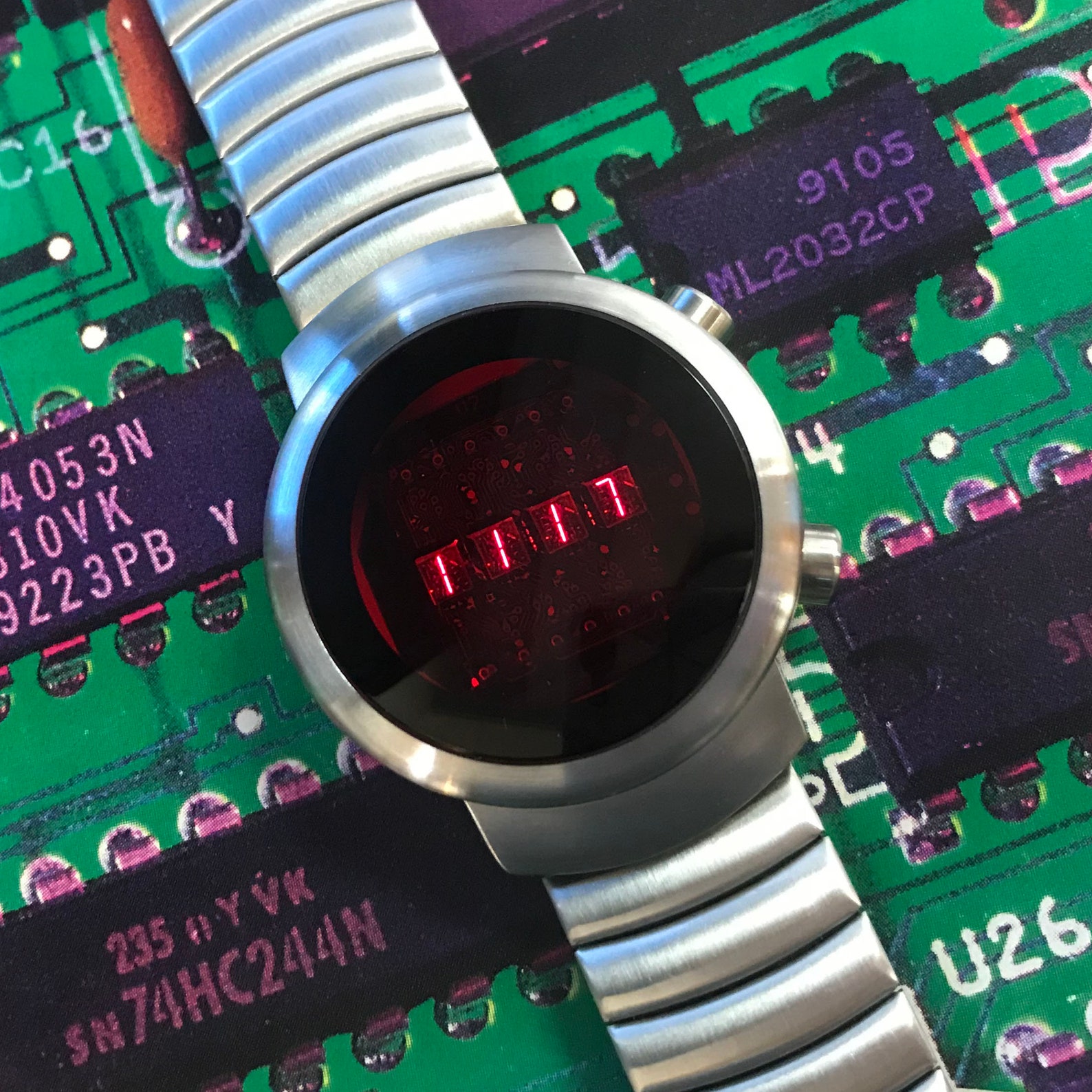 Vintage Custom Name LED OVO Classic Retro 1970 Style Stop Production ...