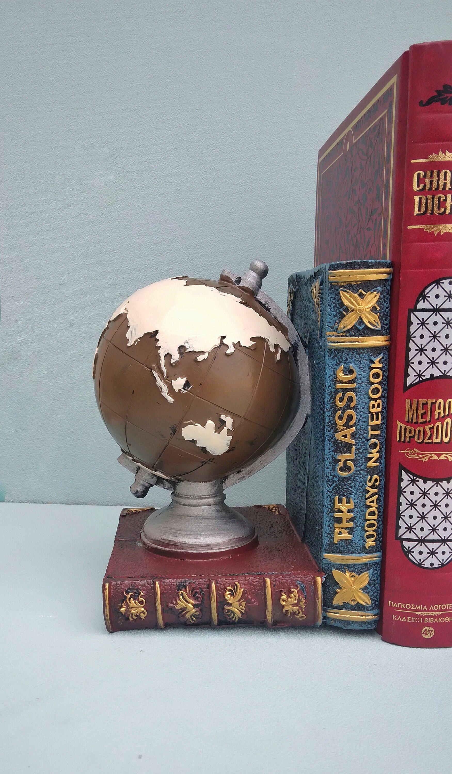 Globe Bookends, World Map Globe Book Support, Gift for Geography ...