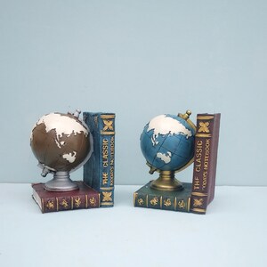 Globe Bookends, World Map Globe Book Support, Gift for Geography ...