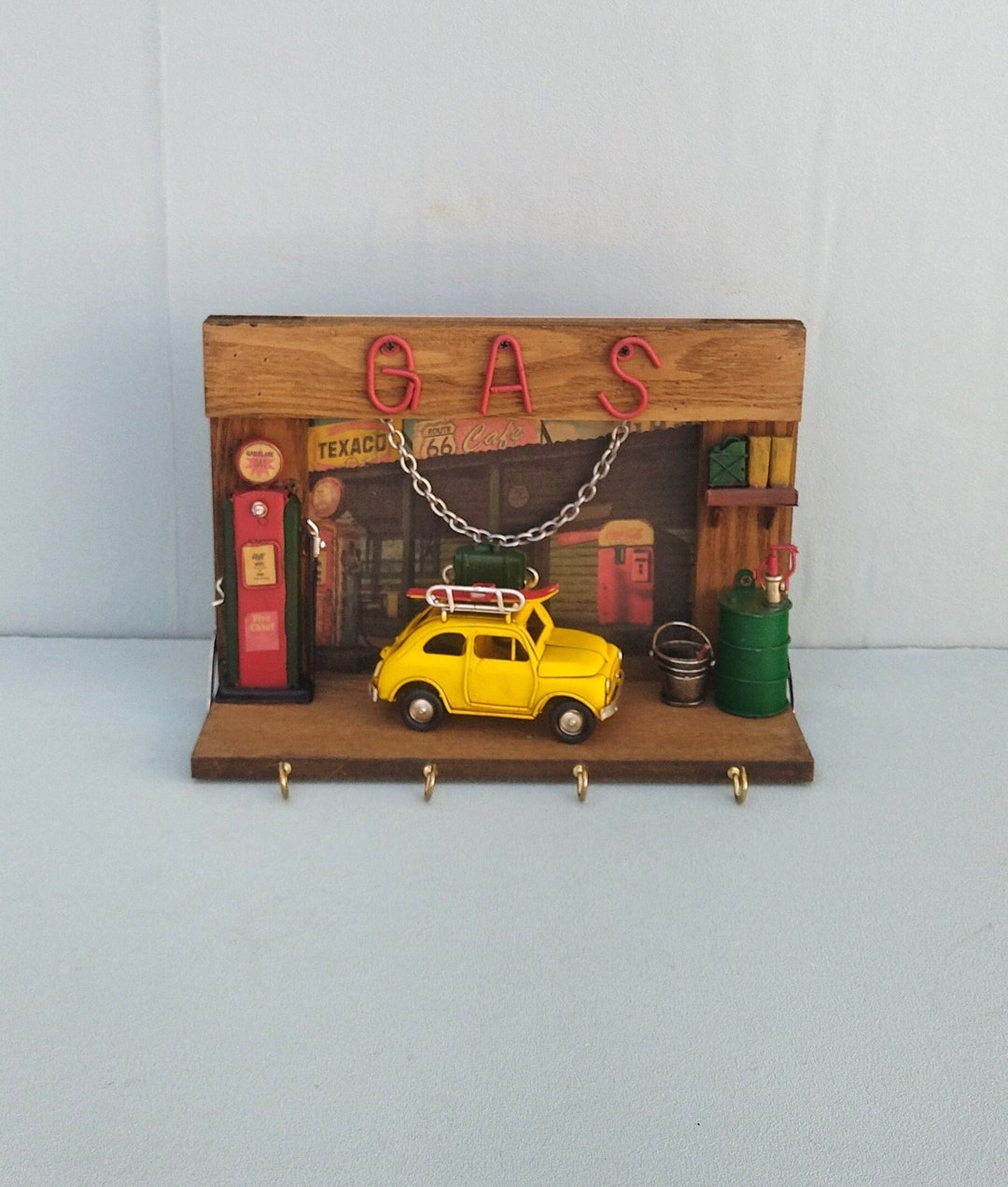 Gas Station Key Holder for Wall, Key Organizer With Retro Metal Car ...