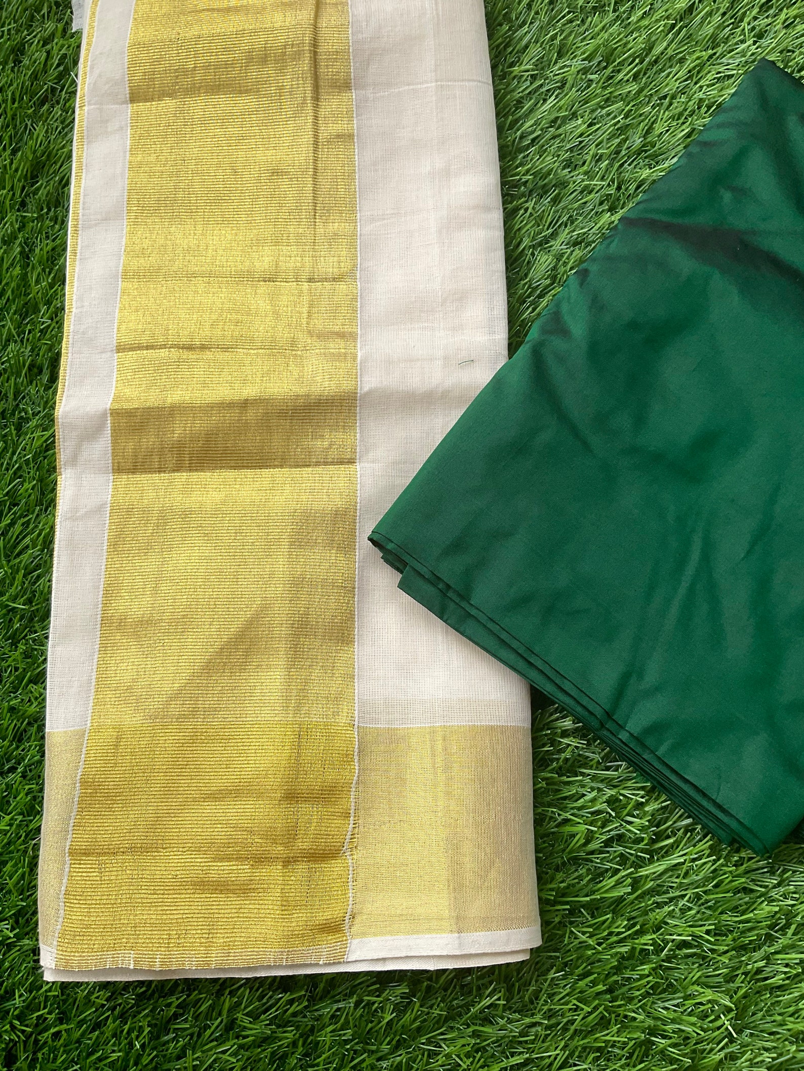 Kerala Dhavani for Ladies/ Kerala Half Saree For Girls/ Onam | Etsy