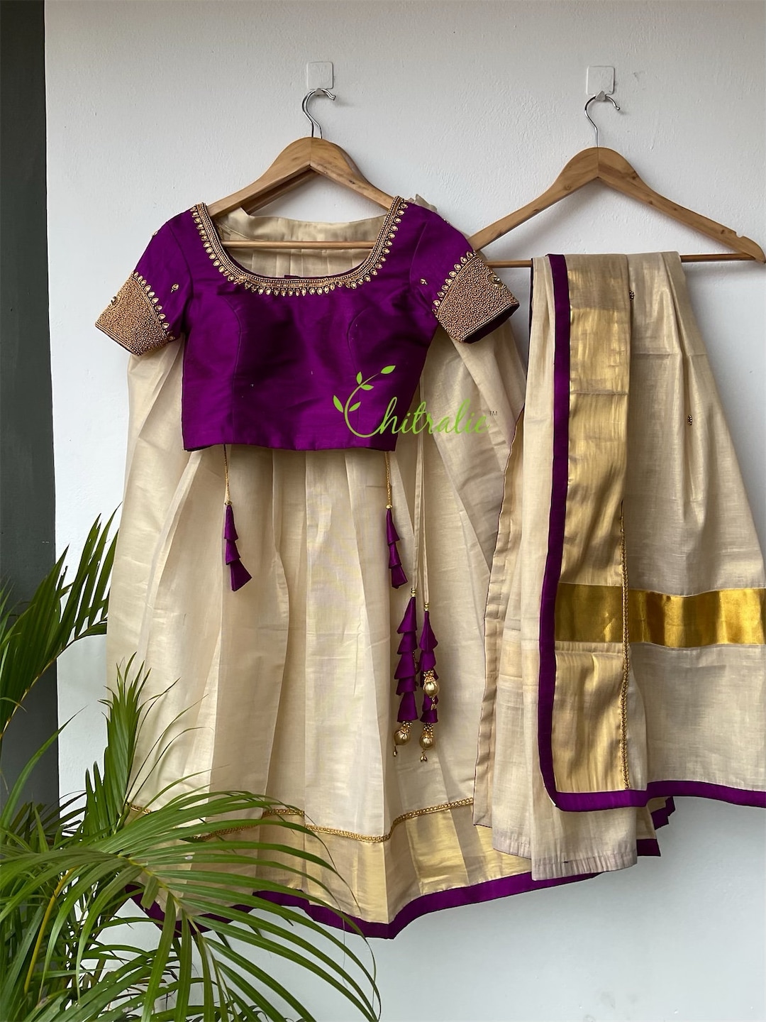 Traditional Kerala Gold Tissue Dhavani With Rawsilk Heavy Beadwork ...