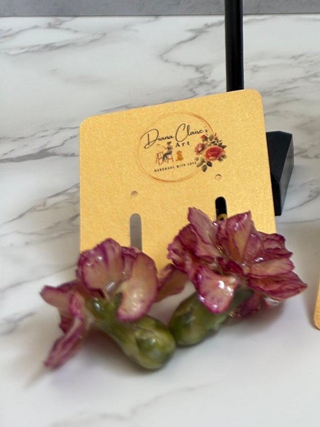 Real Red With Pink Carnation Flower Preserved in Resin With Gold Plated ...