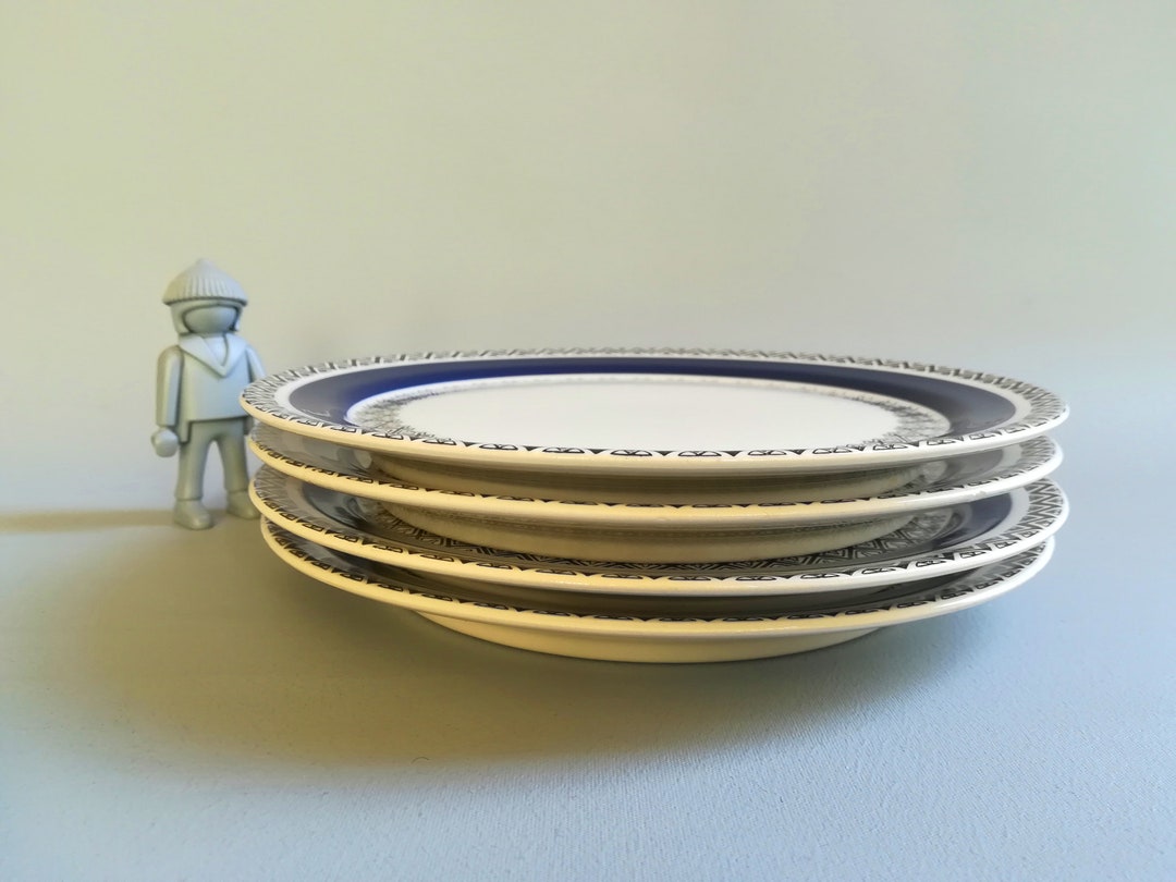4 Small Villeroy and Boch Plates | SAPHIR Model, Blue and Black Design ...