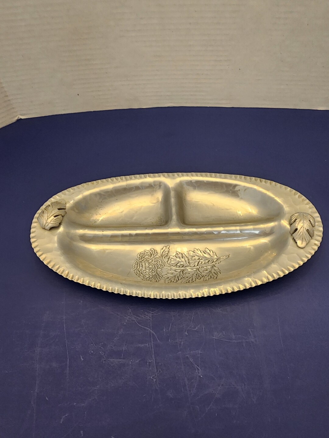Vintage Continental Hand Wrought Aluminum Silverlook 637 Oval Tray - Etsy
