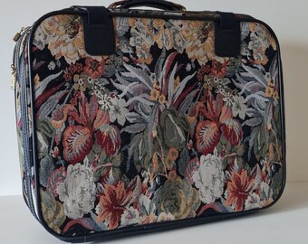 Shilton Luggage - Etsy UK