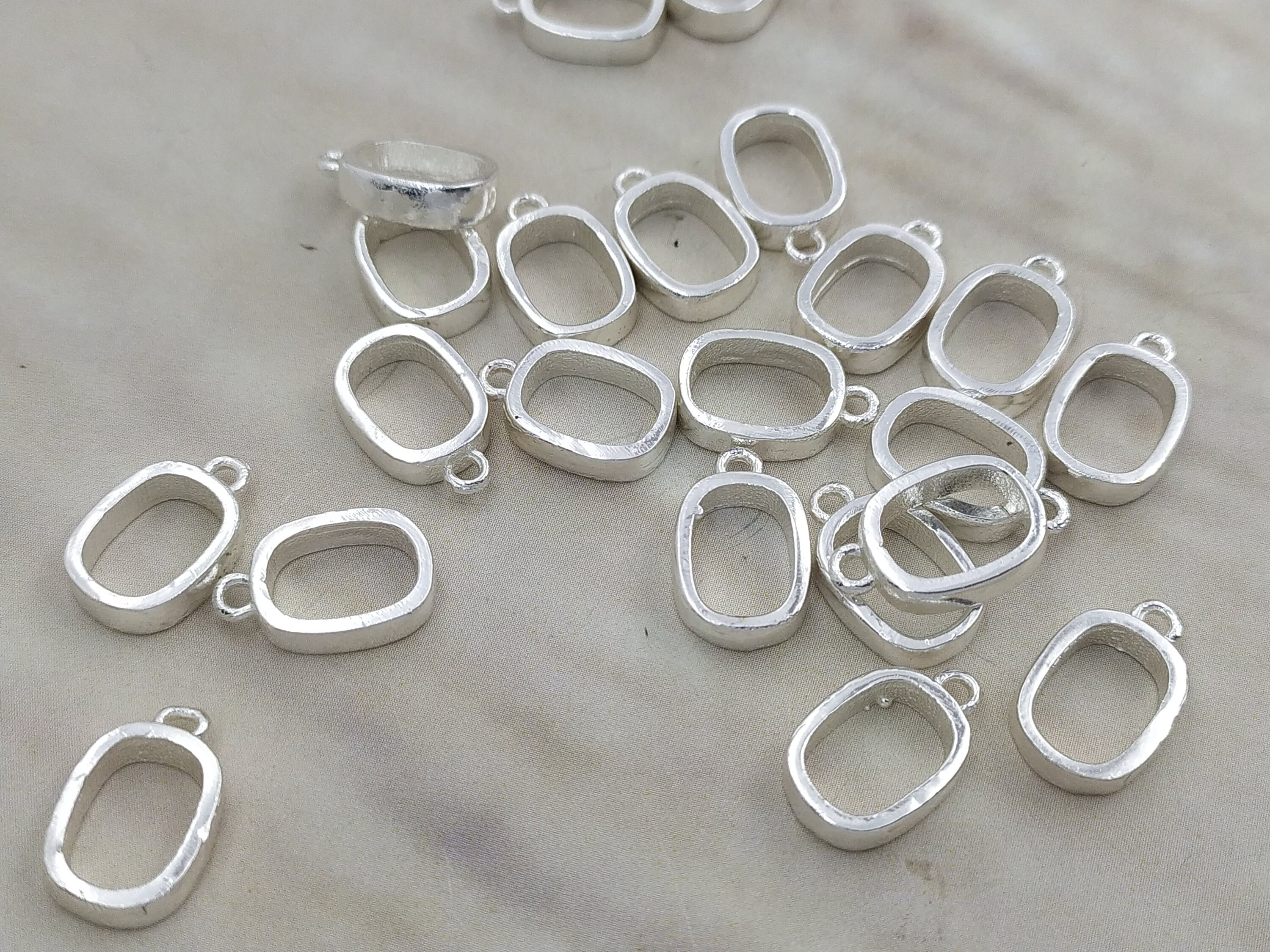 Small Bezel Charm Frames for DIY Resin Jewelry. Open Bezel Frames ...