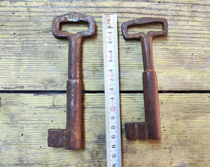 Set of 2 Farmhouse Door Keys,vintage Door Key, Antique Key, Primitive ...