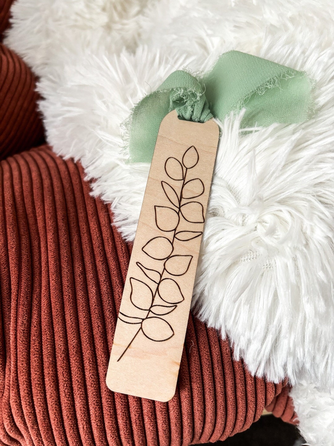 Eucalyptus Leaf Wood Bookmark, Acrylic Greenery Bookmark, Funny ...