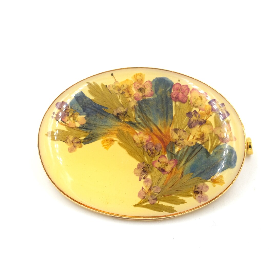 Vintage Resin Flower Brooch 1.6" // Vintage Flower Pin // Clear Resin ...