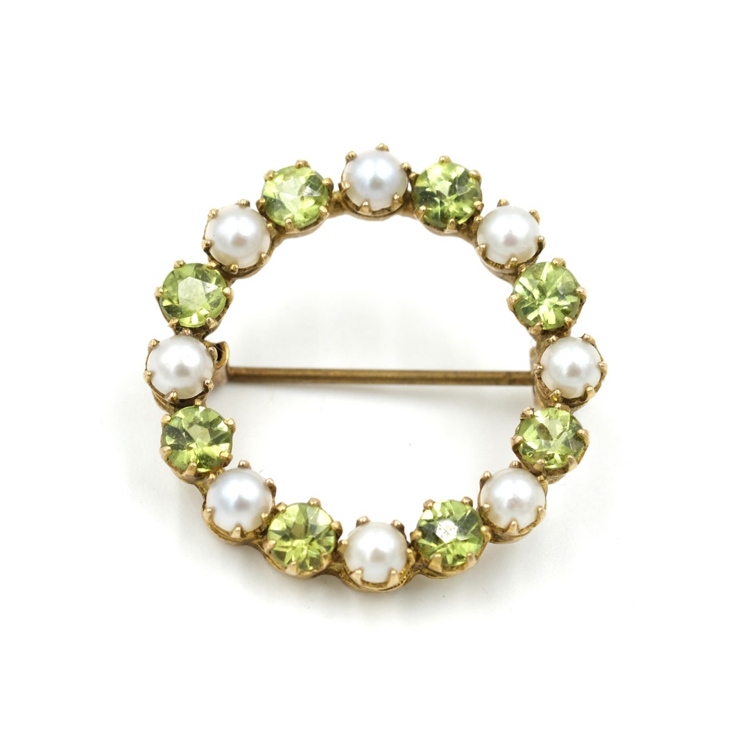 Vintage Solid 14K Peridot & Pearl Brooch // 14k Circle Brooch - Etsy