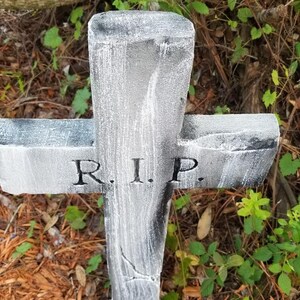 RIP Cross Prop Aged Gray Stone Halloween Tombstone Gravestone Halloween ...