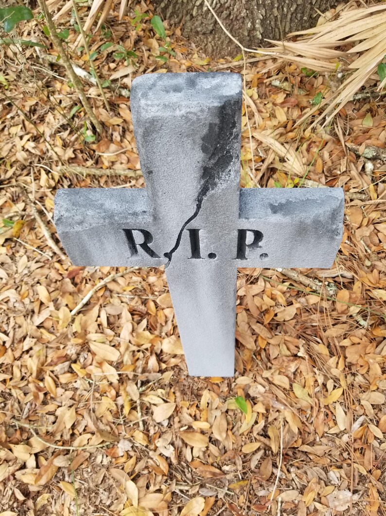RIP Cross Prop Aged Gray Stone Halloween Tombstone Gravestone Halloween ...