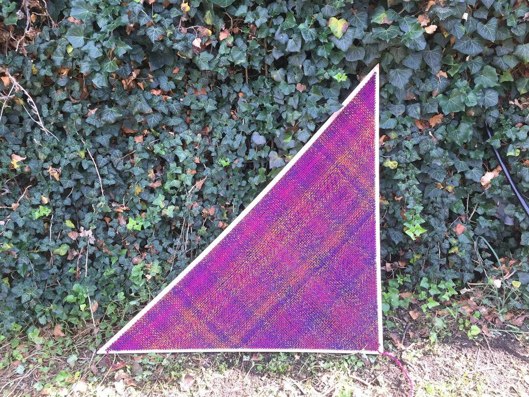 6 Ft RG Triangle Weaving Loom, Regular Gauge, Shawl Loom - Etsy