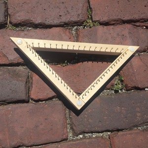 1 Ft RG Triangle Weaving Loom, Regular Gauge - Etsy
