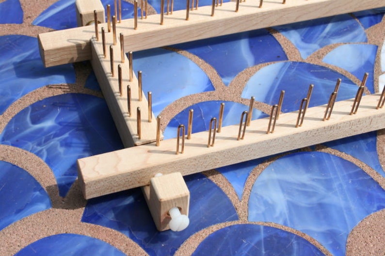 Dragon Knitting Loom, Large Gauge 42 Pegs - Etsy